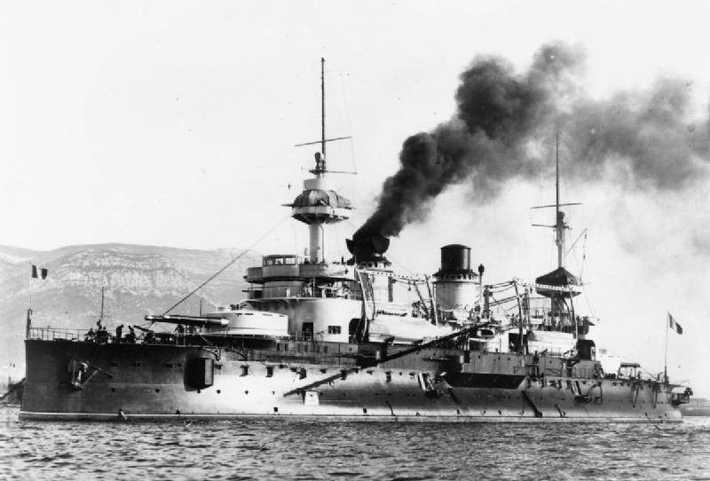 One of the large warships sunk in World War I, the battleship Gauls ...