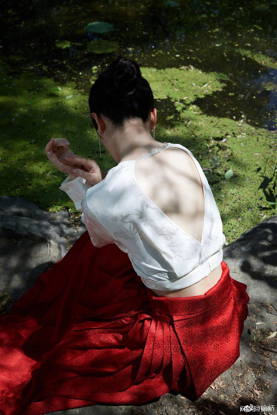 Whiter than the sun Xu Jiao - iMedia