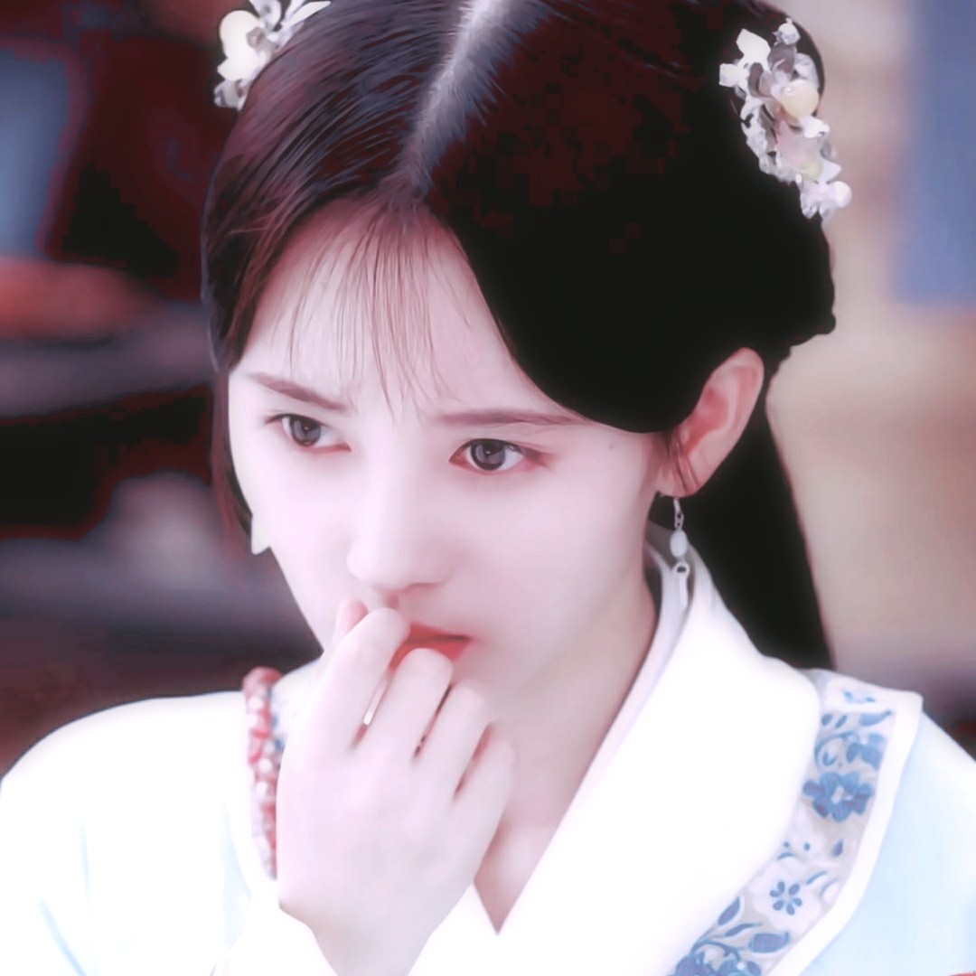 It looks pure and harmless on the surface, but in fact there is "tea in ...