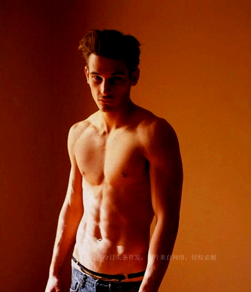 Male model Julien Hedquist dies suddenly, many friends mourn him - iMedia