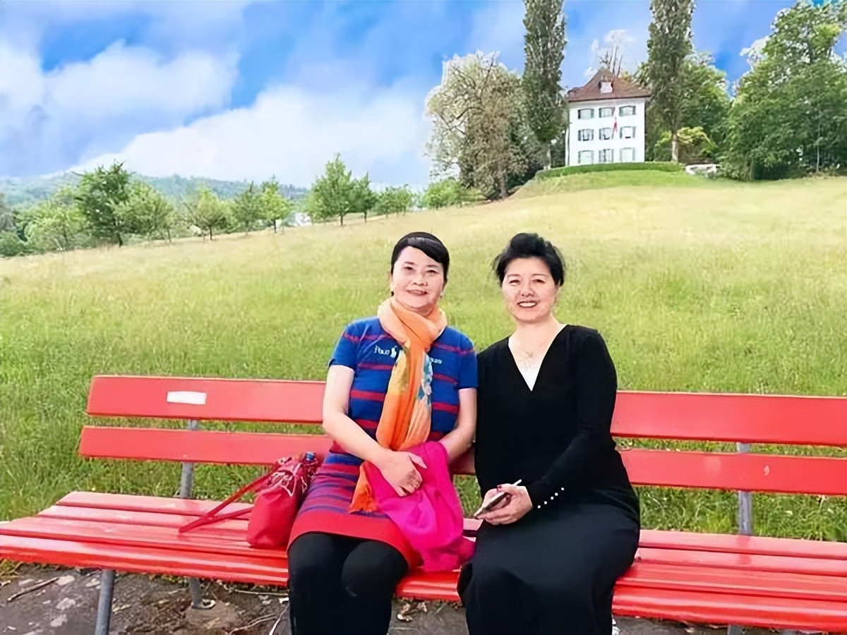 Zhou Li: The Power of Literature - iNEWS