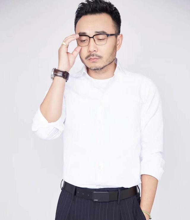 Two years after the car accident, Jimmy Lin also followed Hua Chenyu's ...