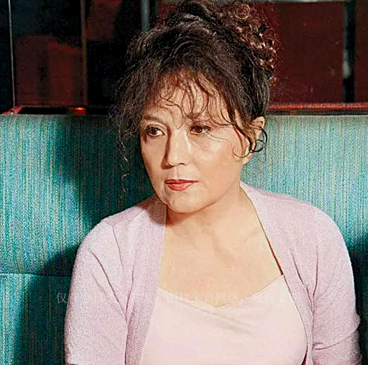 Veteran actor Shi Ming was in a severe coma and appeared for the first ...