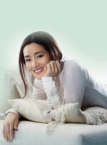 Sexy Queen Gong Li Photo Album - iNEWS