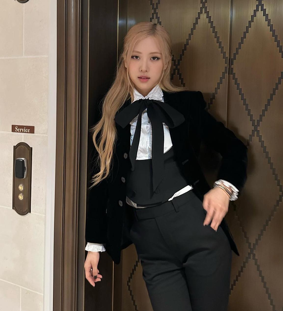 TOP10 "Kpop's Most Beautiful Star" voted by the Internet! Zhou Ziyu is ...