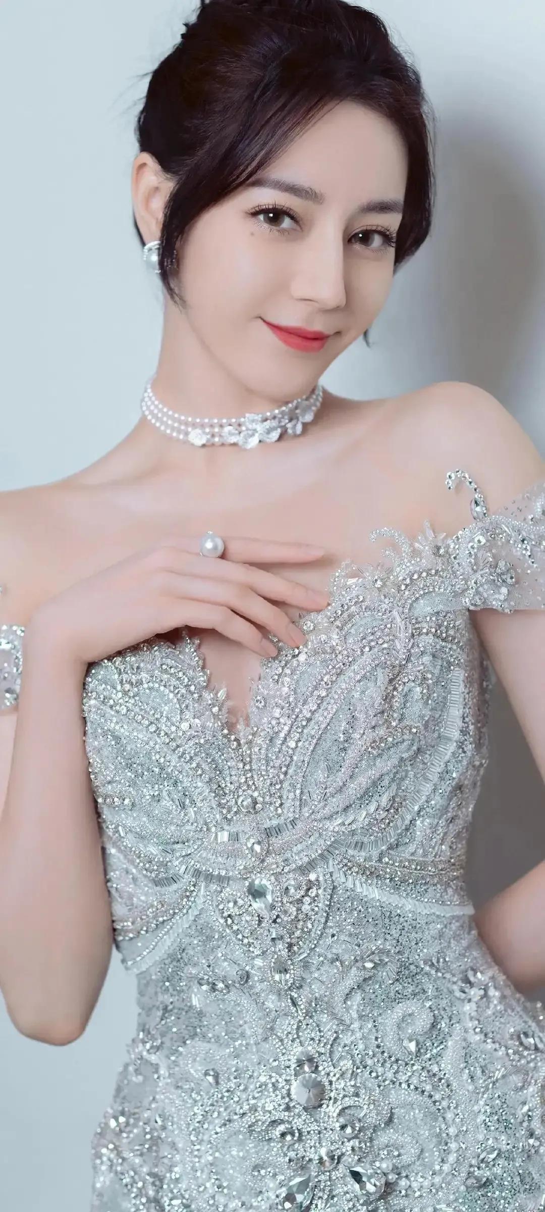 Pretty Girl (38) - iMedia