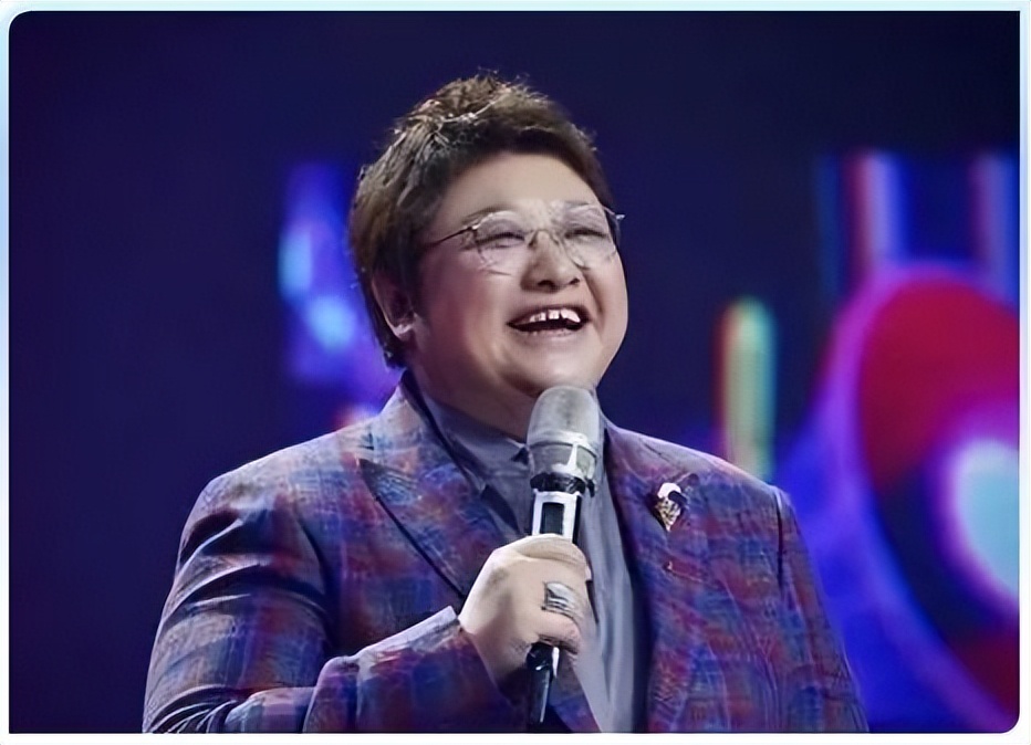 Talk about singer Han Hong - iNEWS