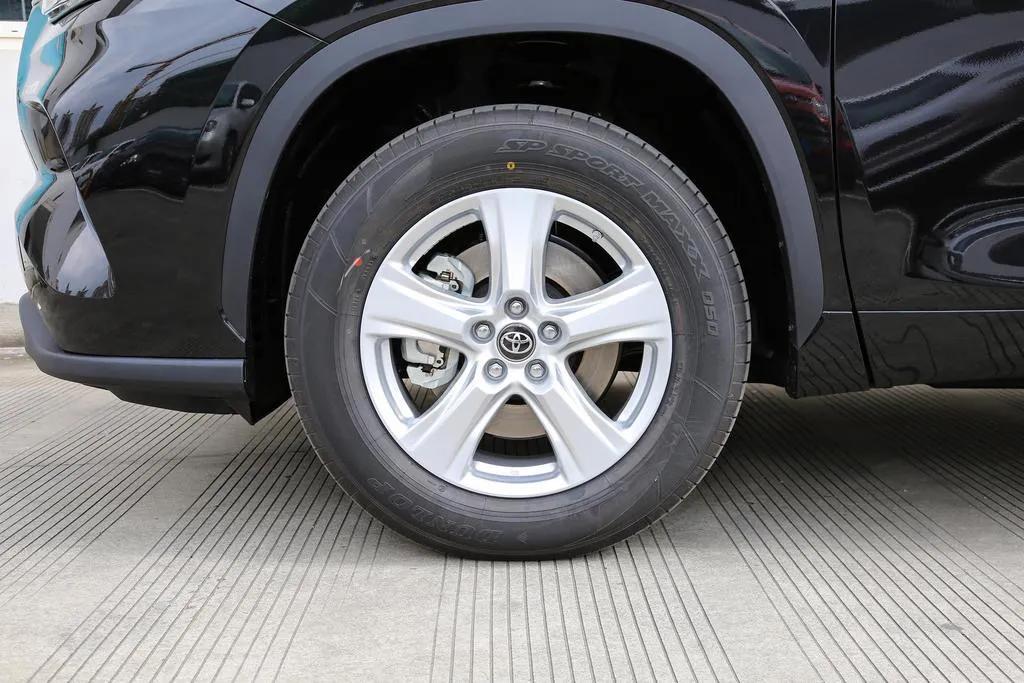 Top ten most searched models - iNEWS