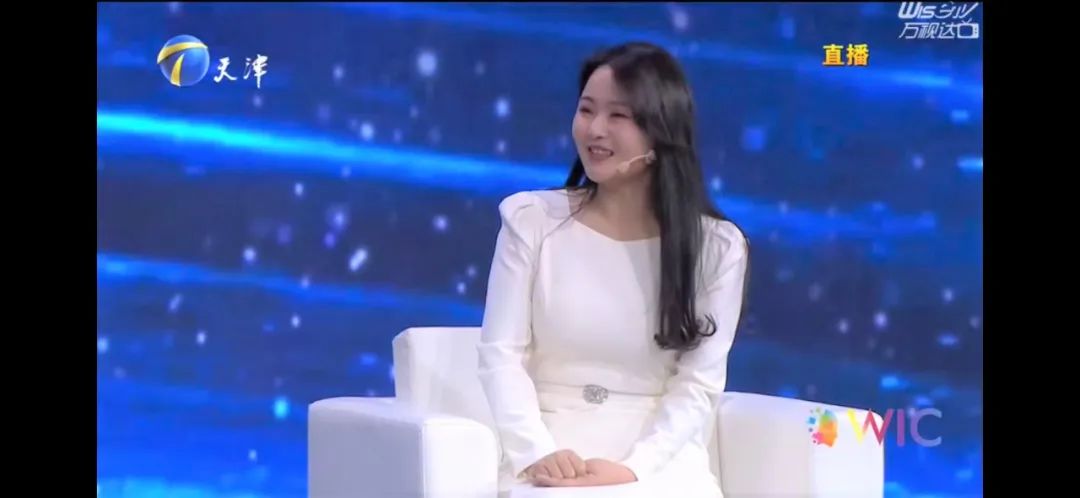 "Xunfei Spark" continued to write "The World", the author Liang Xiao claimed to be "impeccable ...