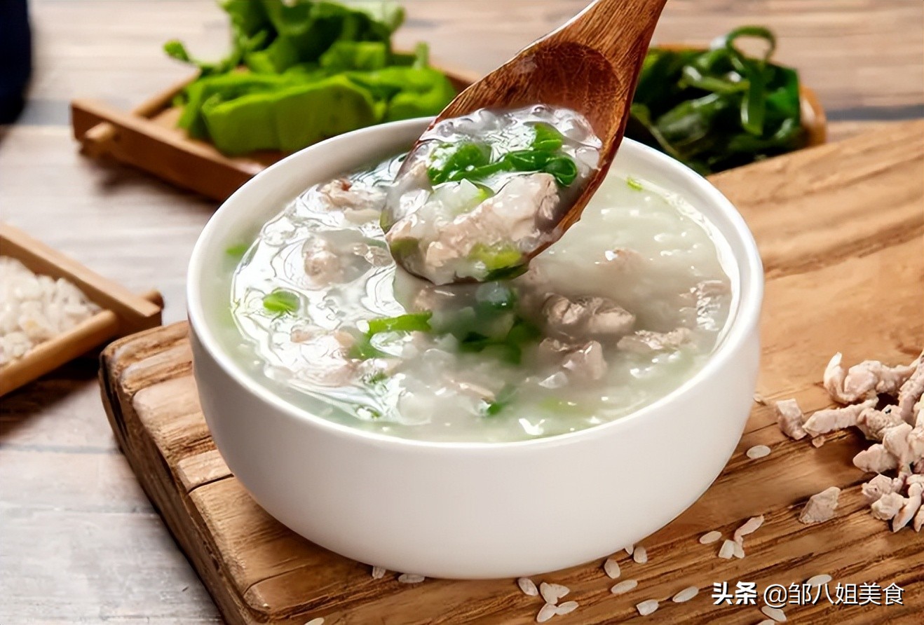 When boiling lean meat porridge, it is not delicious to put shredded ...