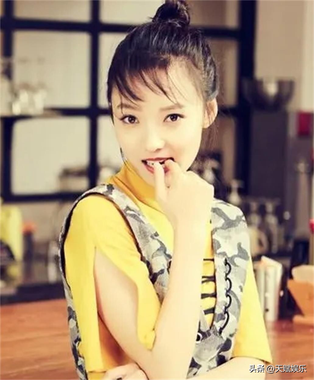 Look at the photo of Lin Yuan, the film and television actress in the ...