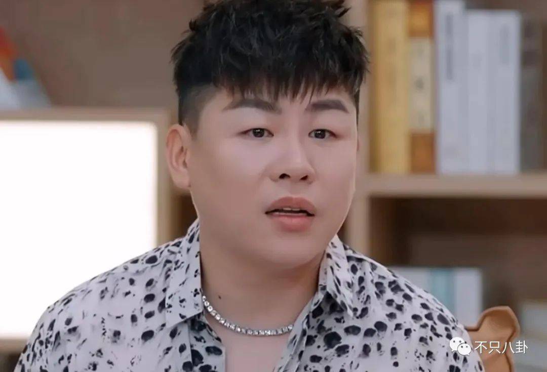 After breaking up with his ex for seven years, Hu Yanbin finally has a ...