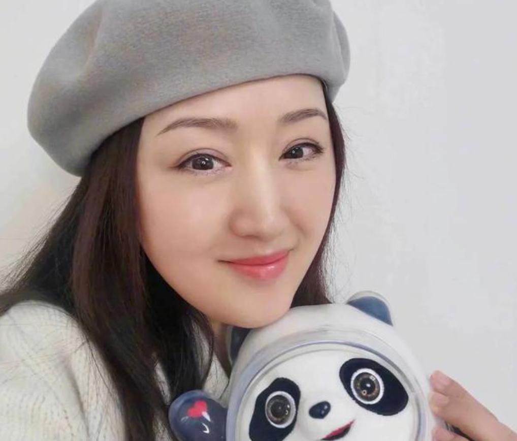 52-year-old Yang Yuying was suspected of being pregnant in a tight ...