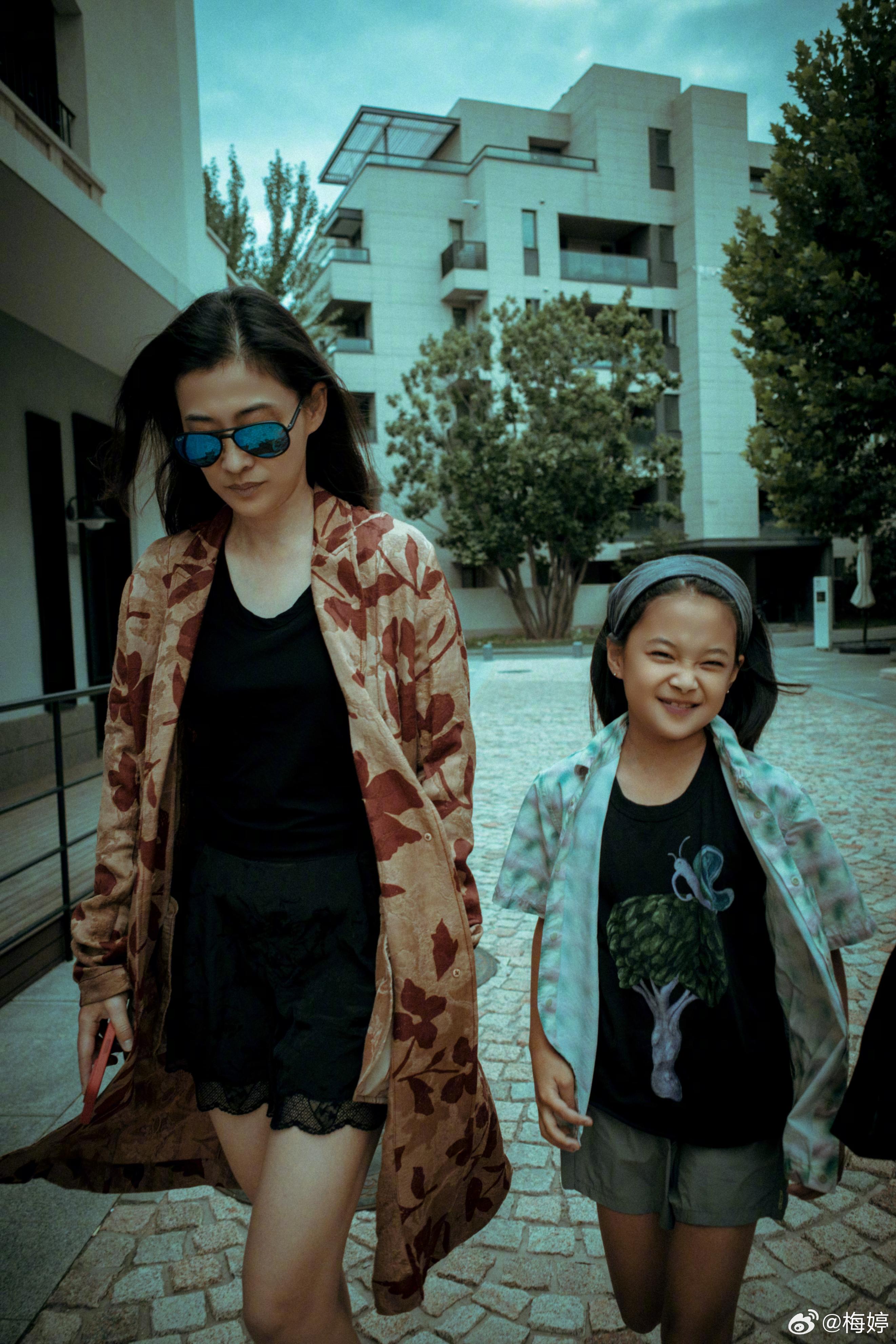 Mei Ting shows her daily life with her baby, and the holiday balance is ...