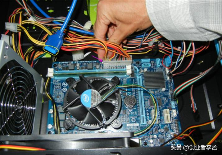 Buy the whole computer or assemble the computer yourself? After reading ...