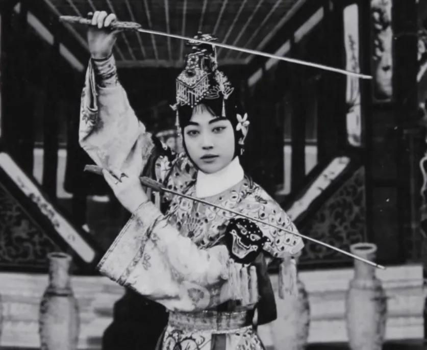 Mei Yun Fanghua - iNEWS