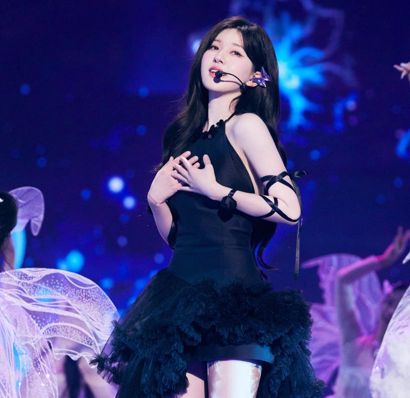 Kua Wancheng fake singing scene: Ju Jingyi, Cheng Xiao, and Yang Zi ...