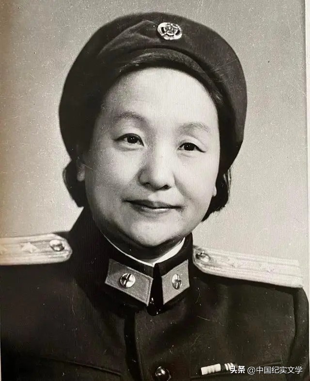 Founding General Wang Shusheng's Wife Yang Ju: Pretending to be "KMT ...
