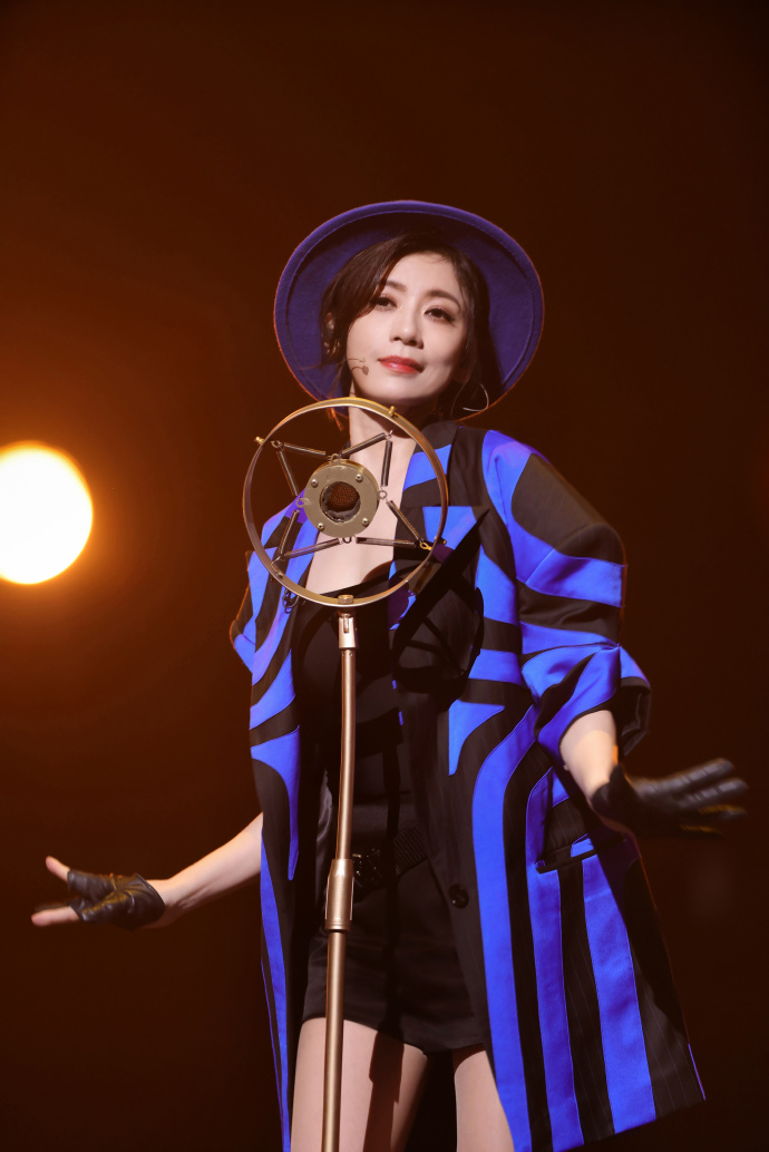 Sisters Who Make Waves Season 4 strikes again, foreign singers break ...