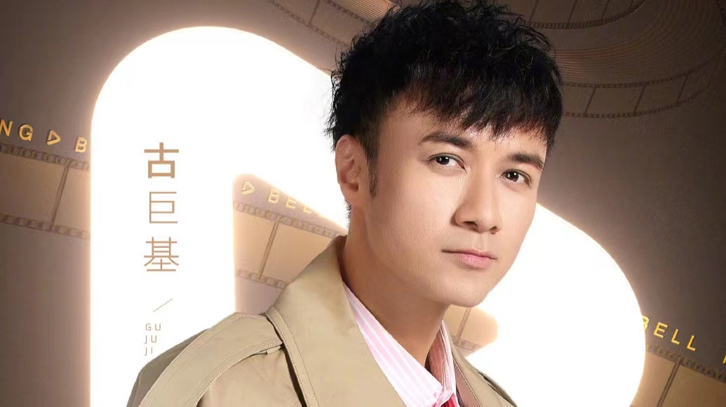 Shan Yichun and Hu Xia landed in Macau to attend the drama's beautiful ...