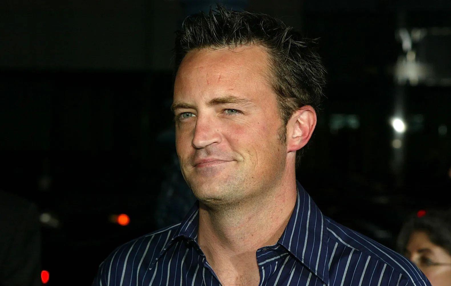 The actor who played Chandler in "Friends" drowned. He was confused and ...