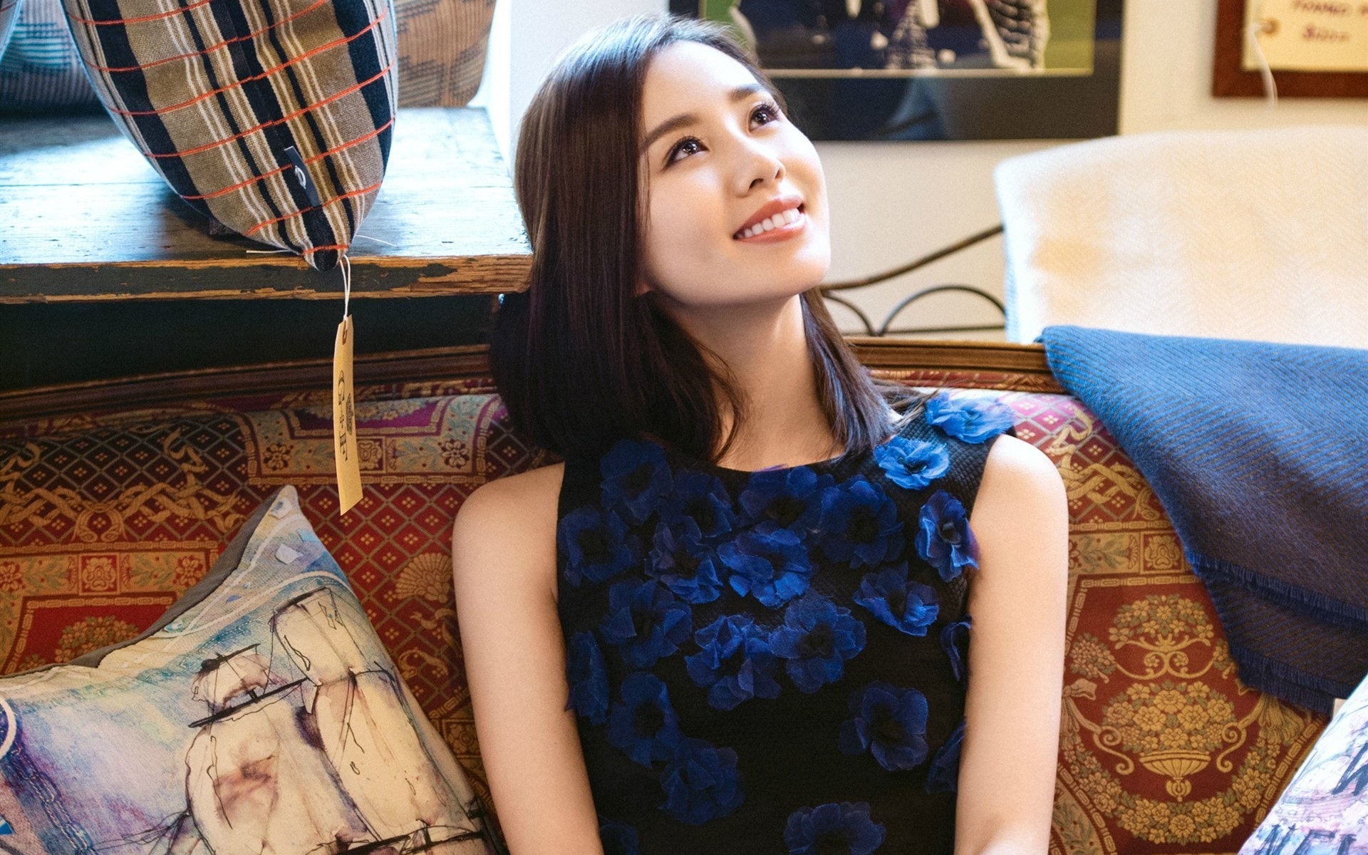 2023.4.26 entertainment breaking news: Liu Shishi, Wang Yibo, Yang Ying ...