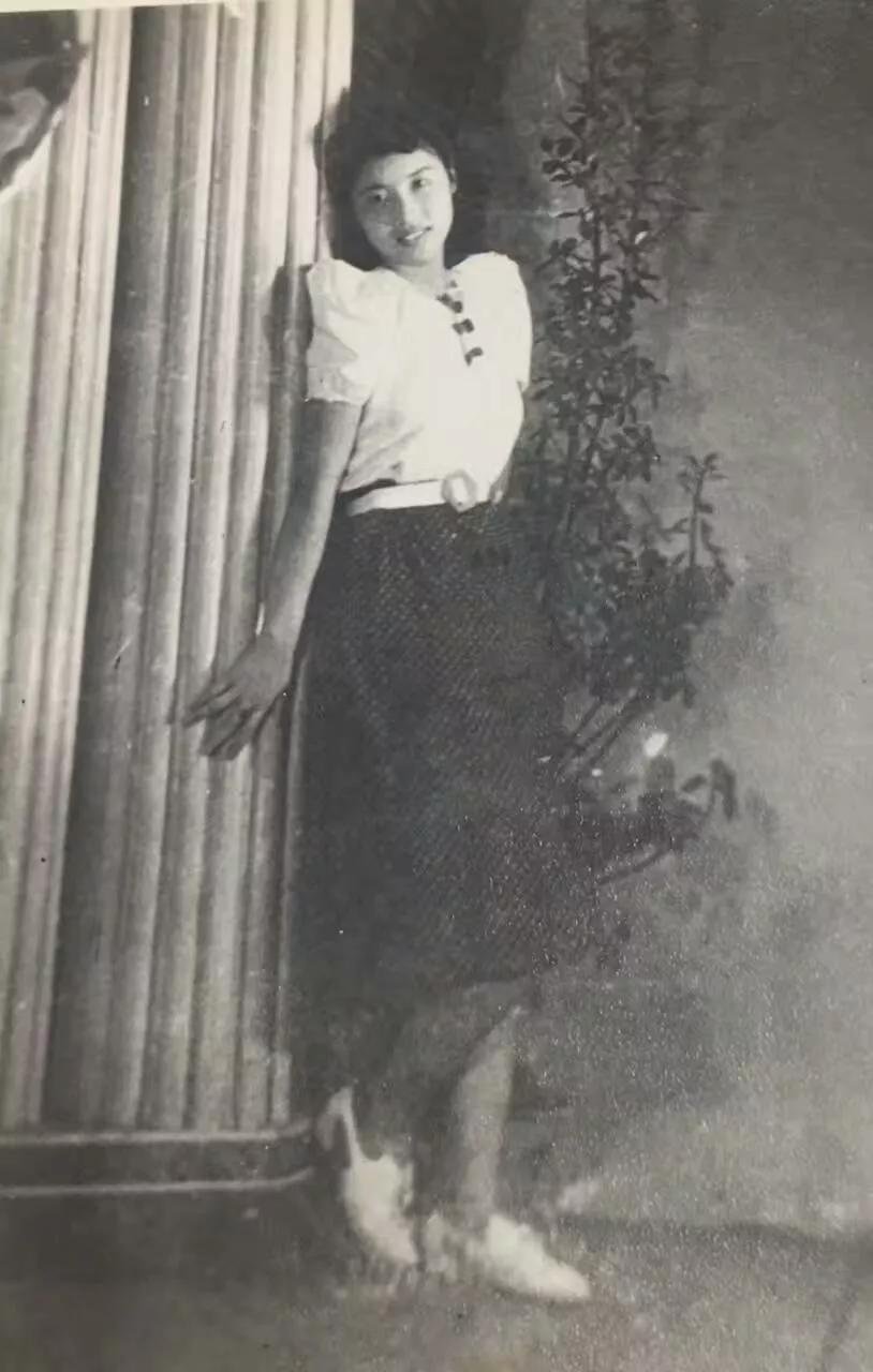 Zhang Lingfu's beloved wife Wang Yuling - iNEWS