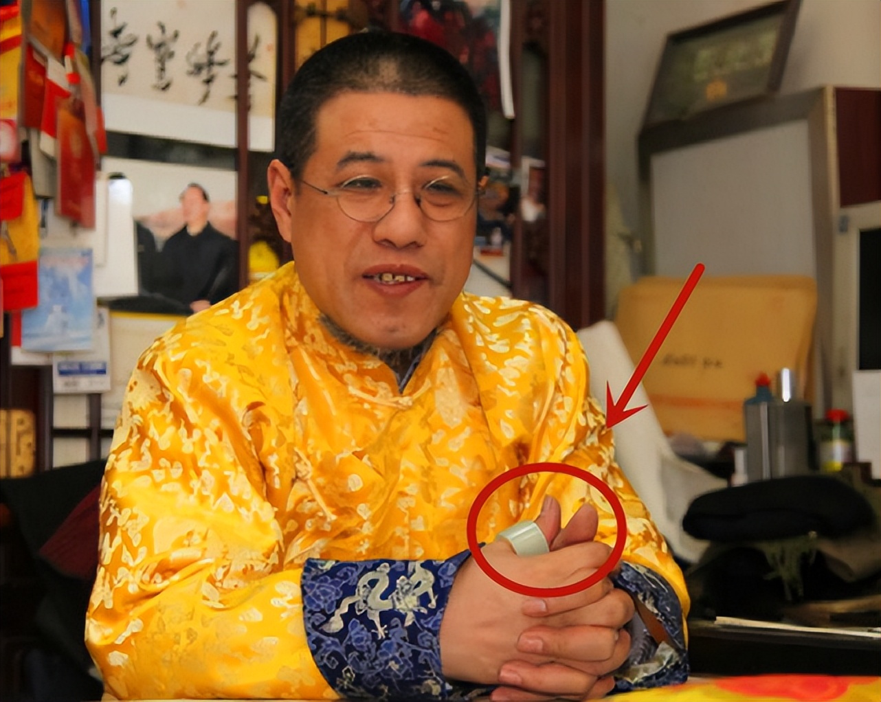 Qianlong's seventh grandson wears a million jade tail finger. Experts ...