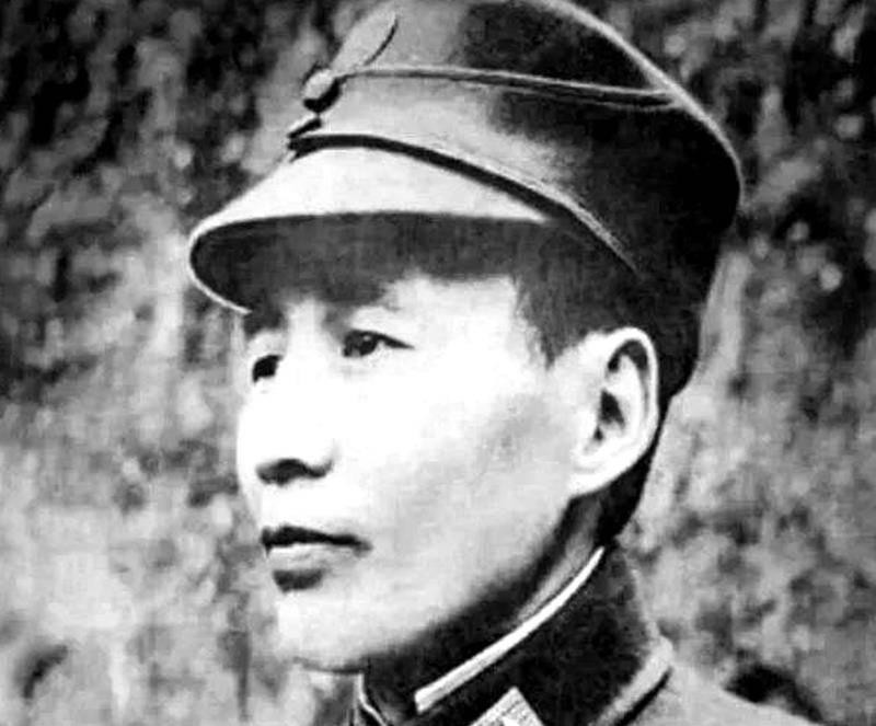 Liu Wenhui, the "King of Xikang", issued an order to launch an uprising ...