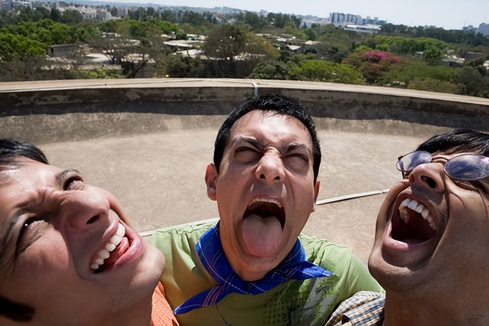 "Three Fools Havoc in Bollywood": subvert the tradition, embrace the ...