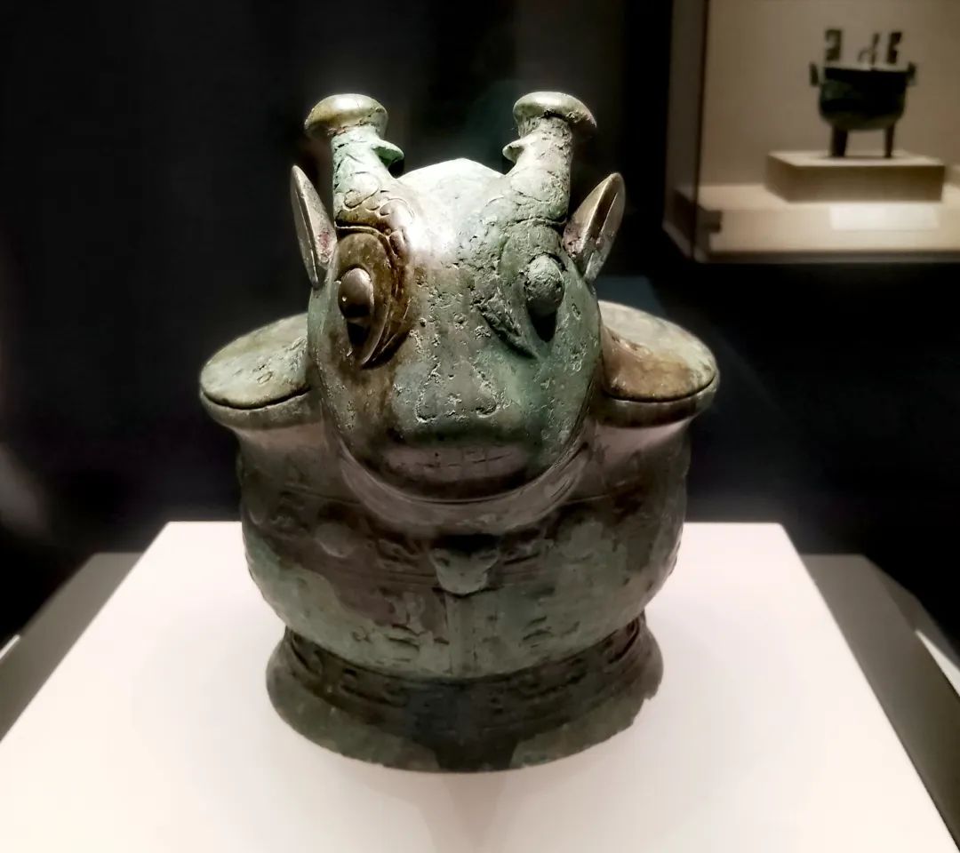 One cultural relic per day: the "Changzikou" Gui-shaped Gong in the ...