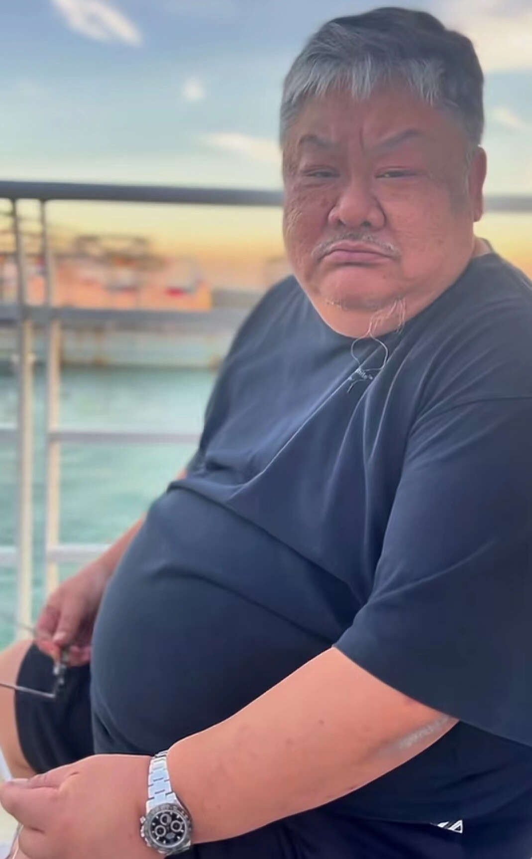 59-year-old Lin Xue is seriously obese, causing concern, her face has ...