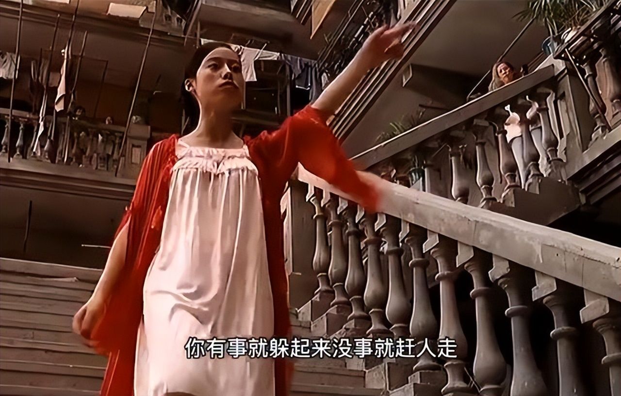 Remember the ugly girl "Buck Tooth Zhen" in "Kung Fu"?The ...