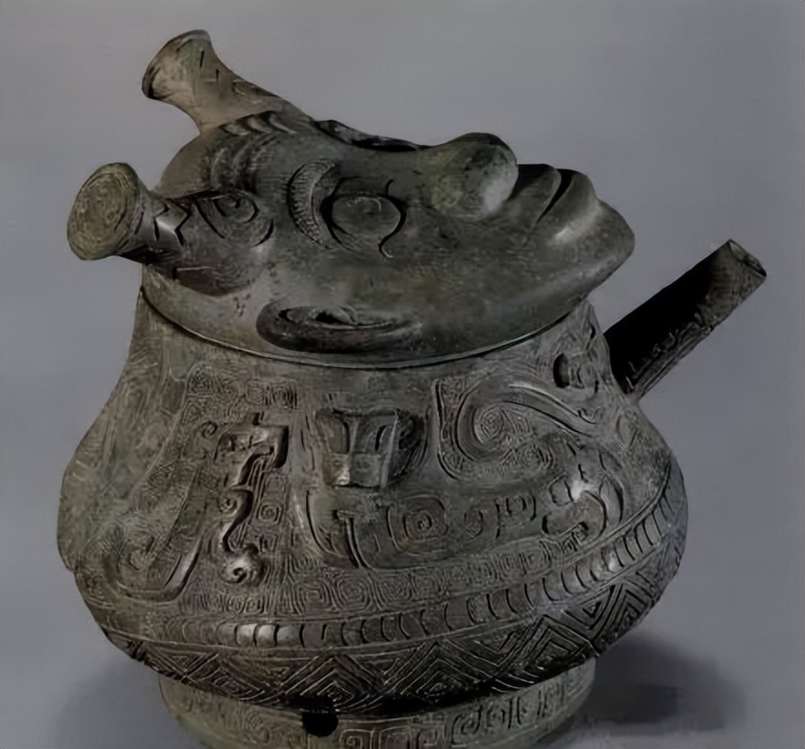 Shrek, a bronze monster from the Shang Dynasty in China, has become the ...