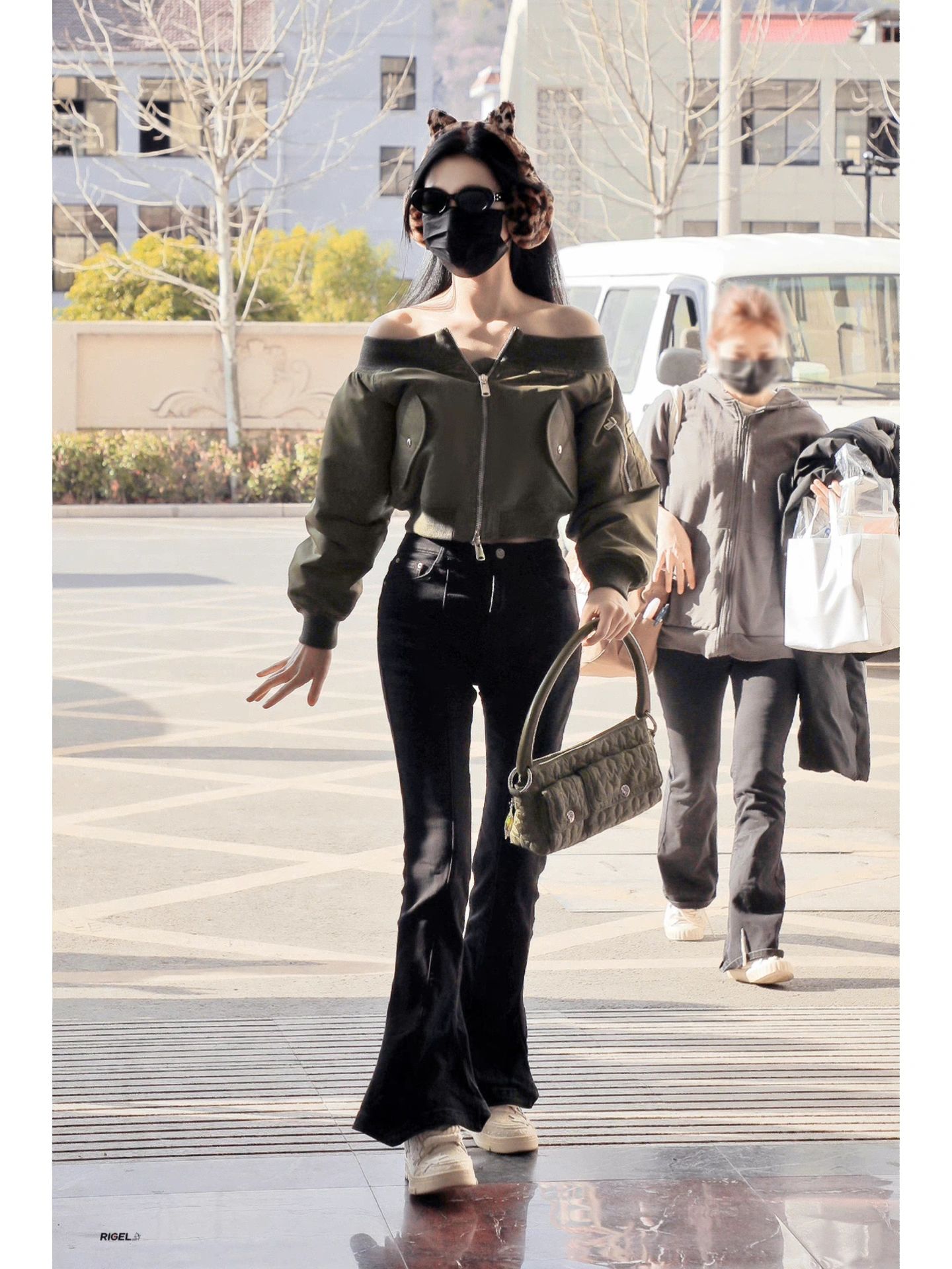 Yu Shuxin and Lin Nalian carry the same bags in private, and the star ...