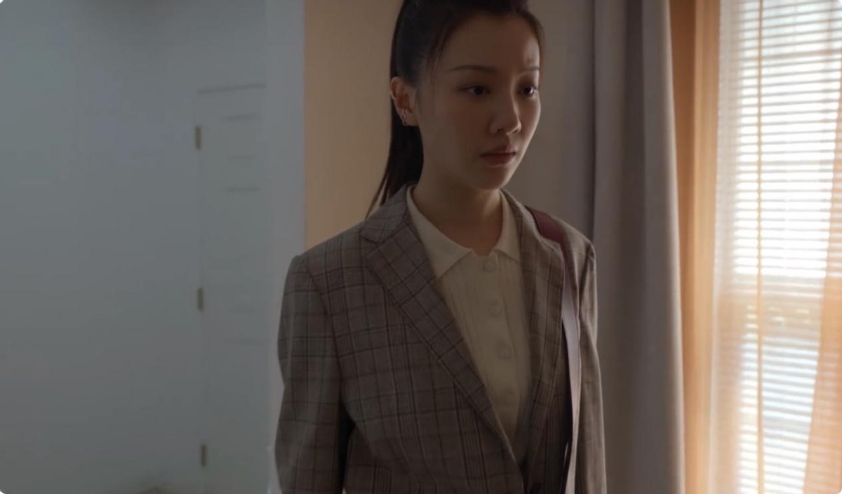 In the finale of "Battle of the Roses", Ye Qinqin's friendship with Gu Nian broke down in the ...