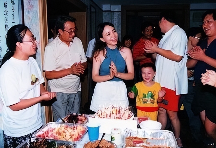 What is the charm of Liang Huan, who is not beautiful and has a normal ...