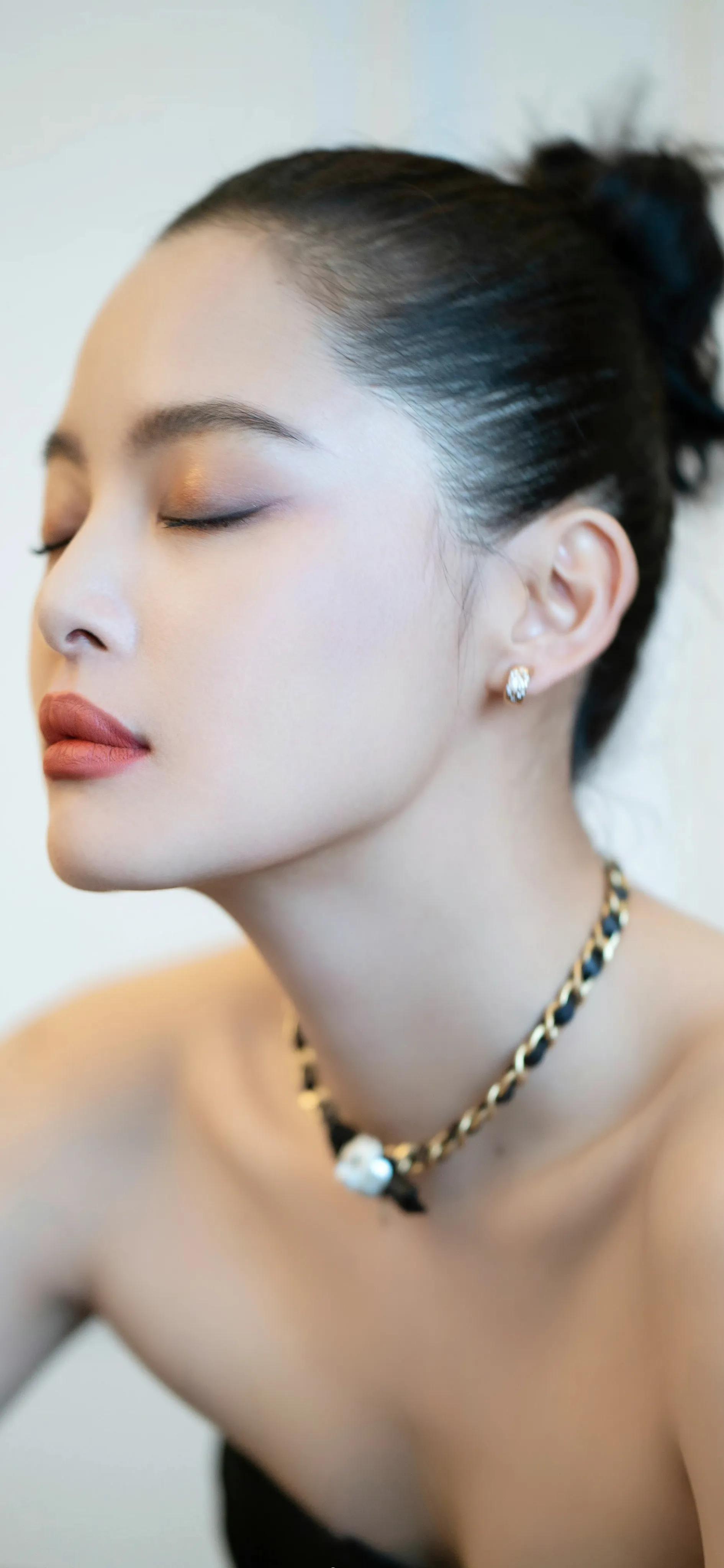 Star 274 - Xin Zhilei - iNEWS