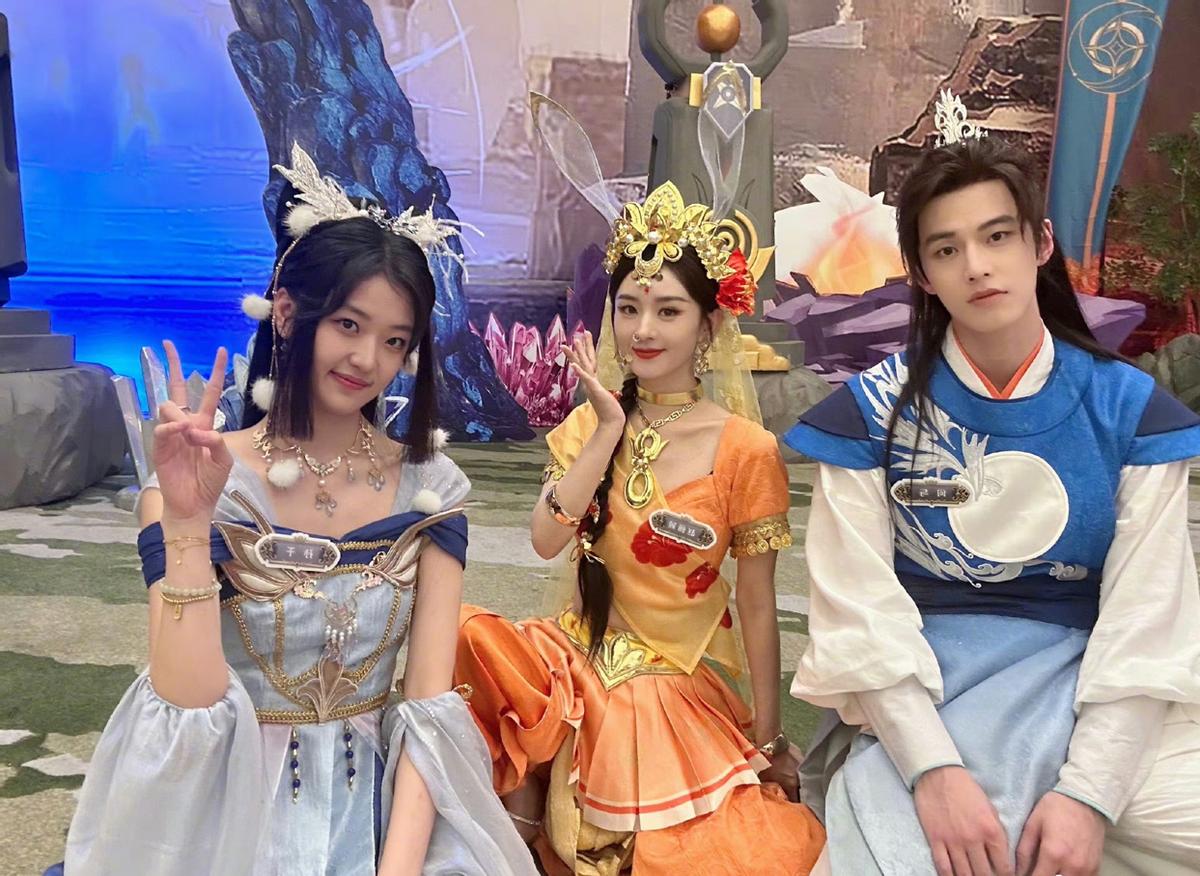 Zhao Liying cos Gongsun Li Reuters - iNEWS