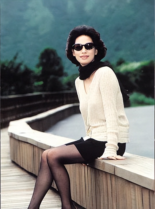 Cai Qin: She was abandoned after 10 years of "sexless marriage", but ...