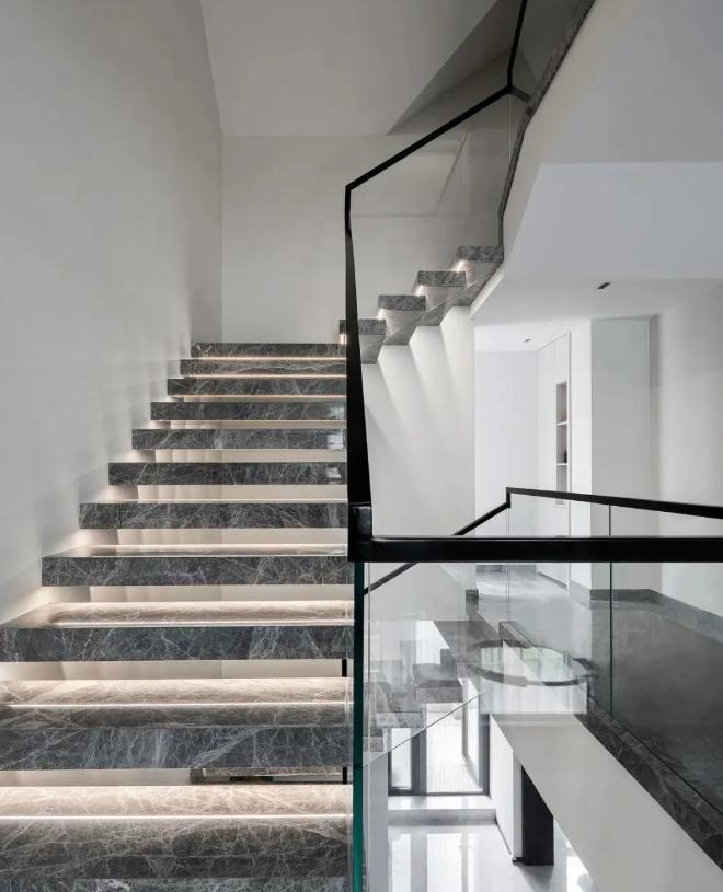 The marble "suspended design" that is popular in the design circle ...