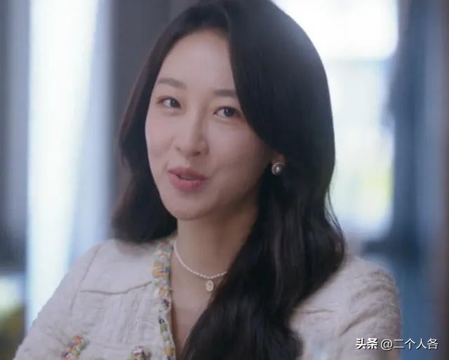 "Private Romance" sees Xu Xiaohan again. Although her character is not likable, she is very ...