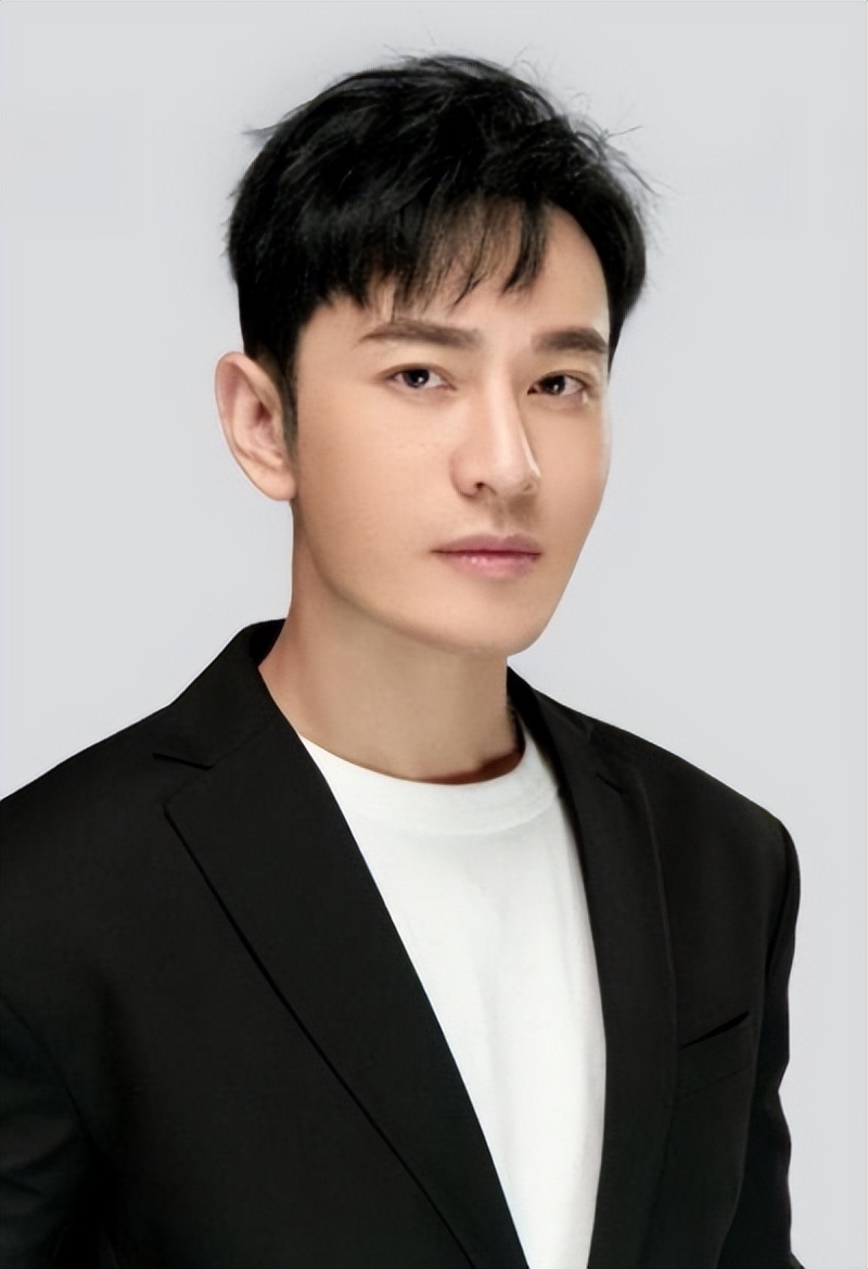 In a Shanghai Film Festival, the social status and sophistication of the world are vividly ...