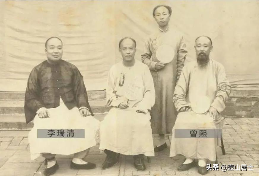 Li Ruiqing's calligraphy is called "the master of shaking the pen". - iNEWS