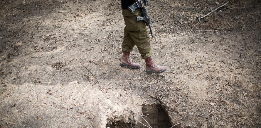 "Sponge bombs": Israel's secret weapon against Hamas tunnels - iMedia