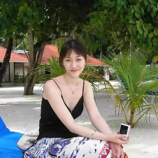 Zuo Xiaoqing's legs, Yin Tao's waist, Li Xiaoran's white, and Xu Qing's buttocks make men ...