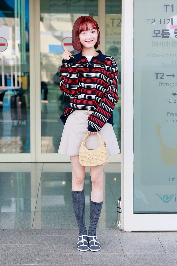 Li Yumei is here! For Miu Miu's first visit to Taiwan, sandals with ...