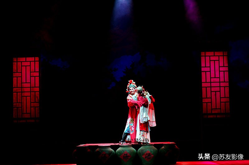 Youth version of Wu drama "Mu Guiying" - iNEWS