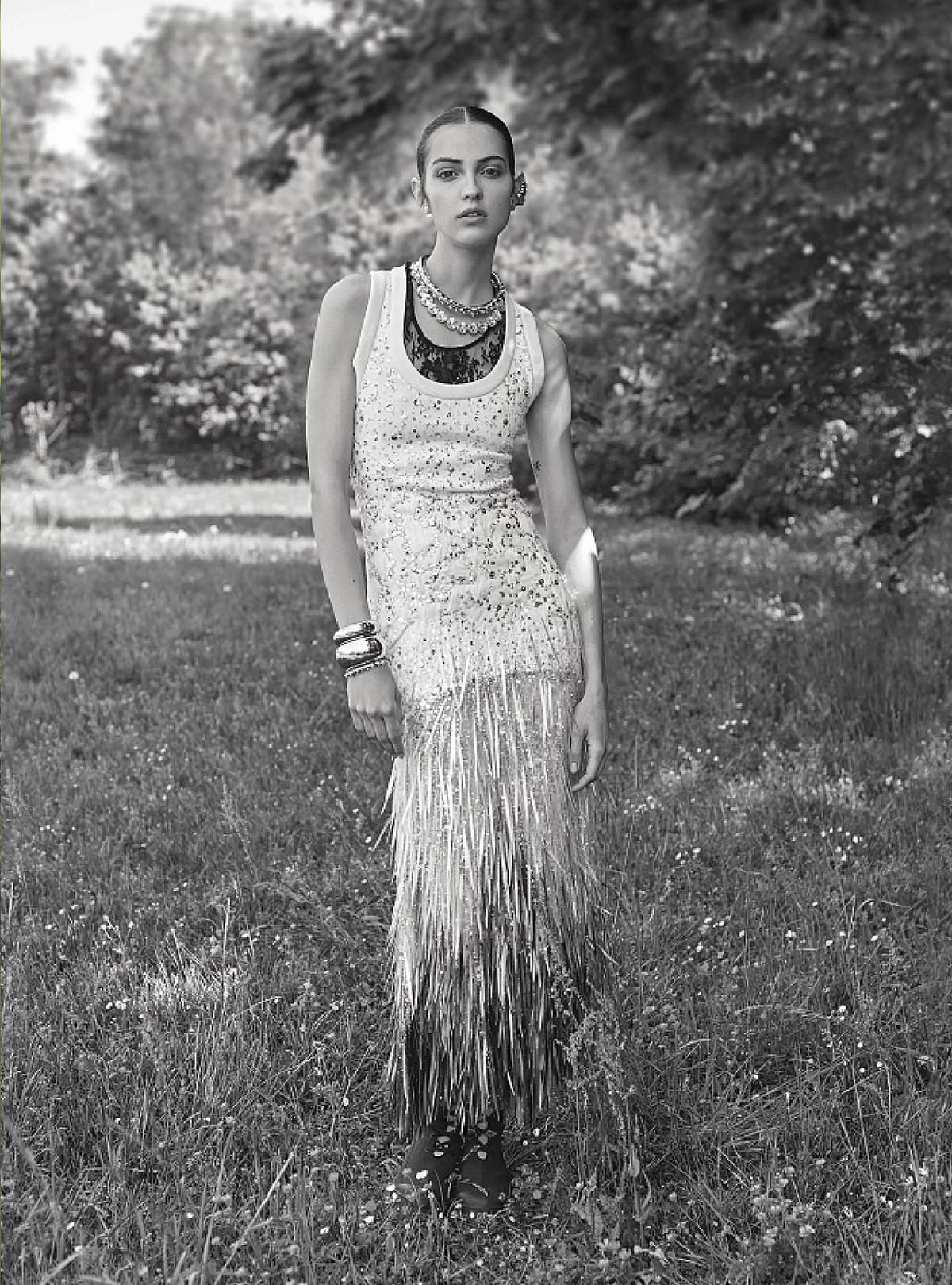 French model Camille Hurel for Amica Magazine - iNEWS