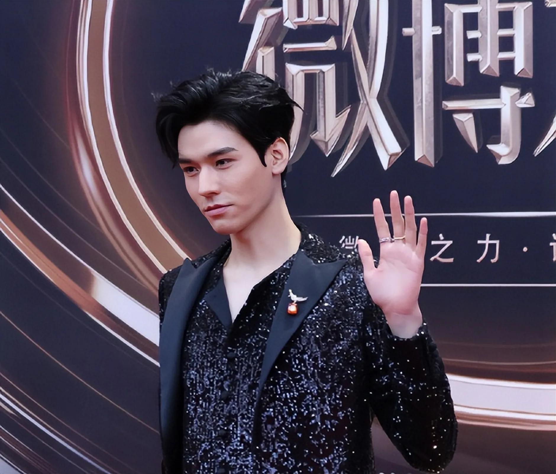How realistic is the entertainment industry? Gong Jun grabs Hu Ge's C ...